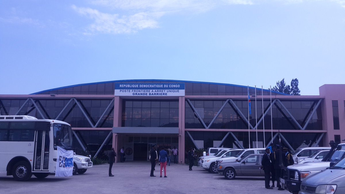 Grande Barrier Border - Congo safaris , Congo tour